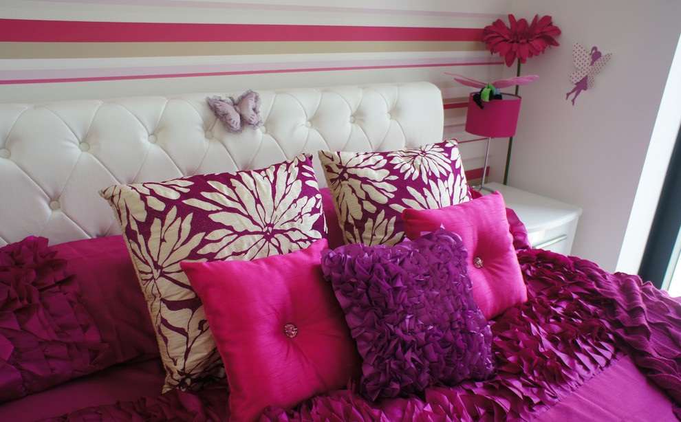 Waterfront luxury apartment, Liverpool - Contemporary - Bedroom ...