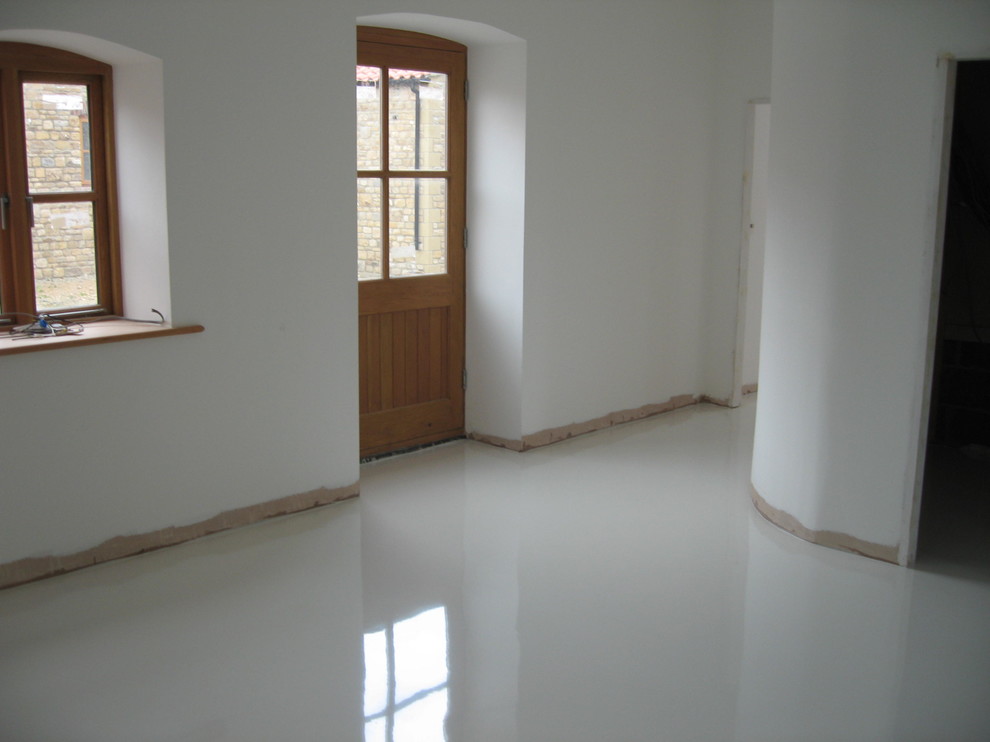 WHITE POURED RESIN FLOORING INSTALLED AT DURHAM FARMHOUSE CONVERSION ...