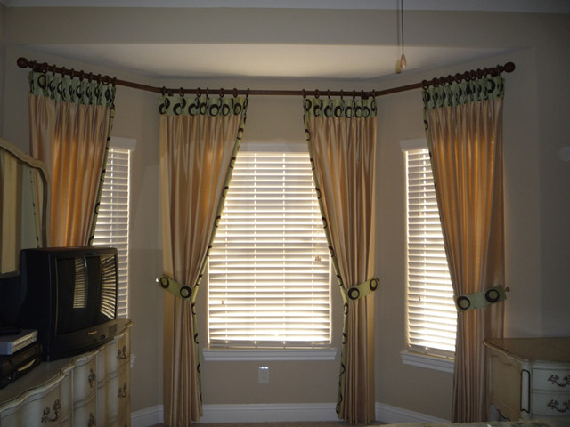 Window Treatments - Classique - Chambre - Houston - par Anna's Drapery ...