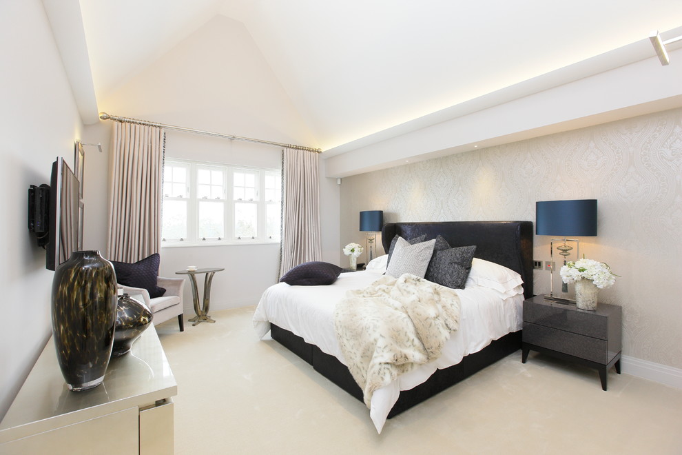 Wood Farm - Jaysam Contractors Ltd - Contemporary - Bedroom - Surrey ...