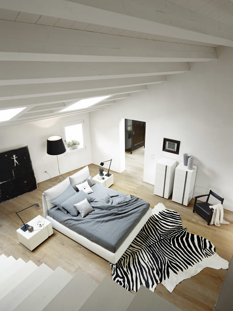 zwall - Modern - Bedroom - New York - by AKO Design Center | Houzz