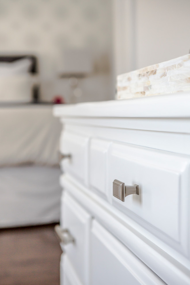 Chambre des maitres à Candiac - Transitional - Bedroom - Montreal - by ...