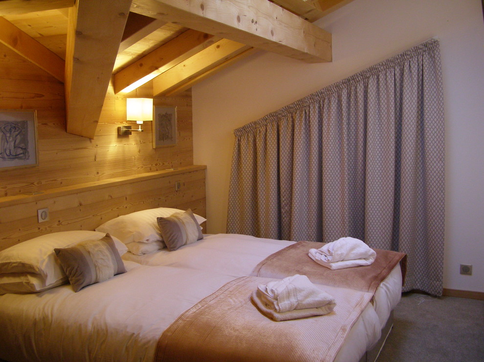 Rideau trapeze doublé - Contemporary - Bedroom - Lyon - by Nathalie ...