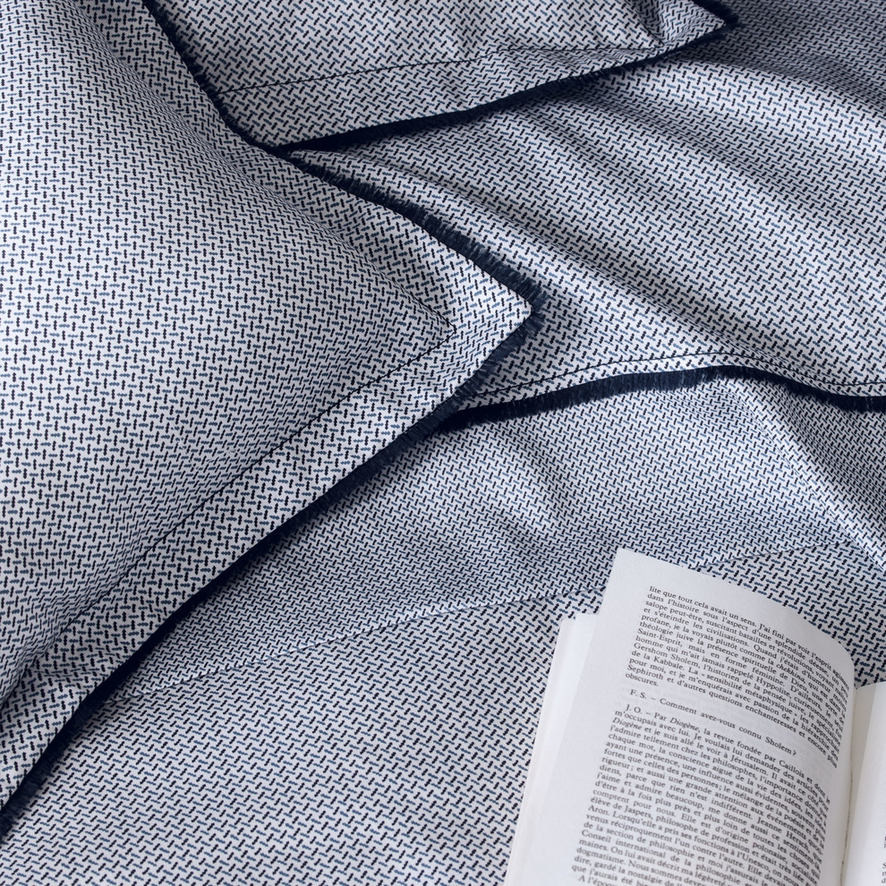 Zoom sur la collection Théorème - Traditional - Bedroom - Lille - by ...