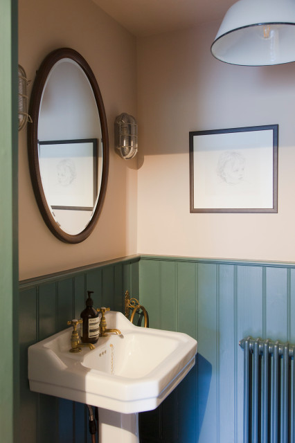 Cloakroom WC - Arts & Crafts - Cloakroom - London - by Brooke Copp ...
