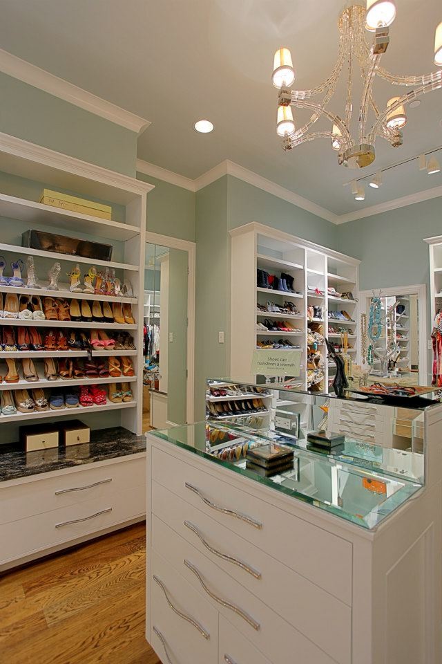 Bunker Hill Residence - Contemporary - Closet - Houston - by Elizabeth ...