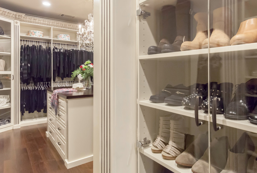 Calabasas Dream Master Closet for Her - Traditional - Closet - Los ...