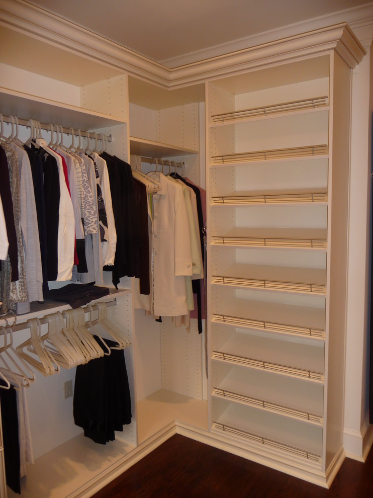 Closet and Corners- Best Layouts - Classique - Armoire et Dressing ...