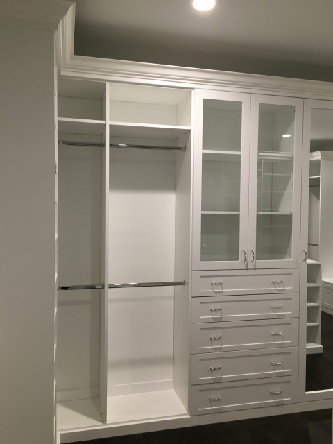 High end walk in closet - Classique Chic - Armoire et Dressing ...
