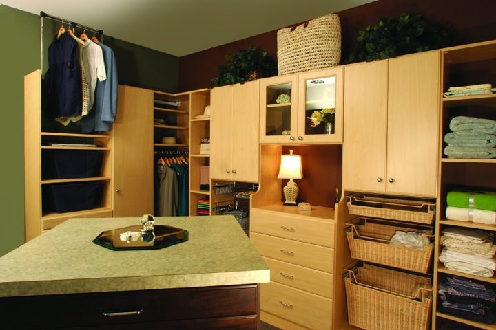 Master Closet Natural Maple - Contemporary - Closet - Nashville - by ...