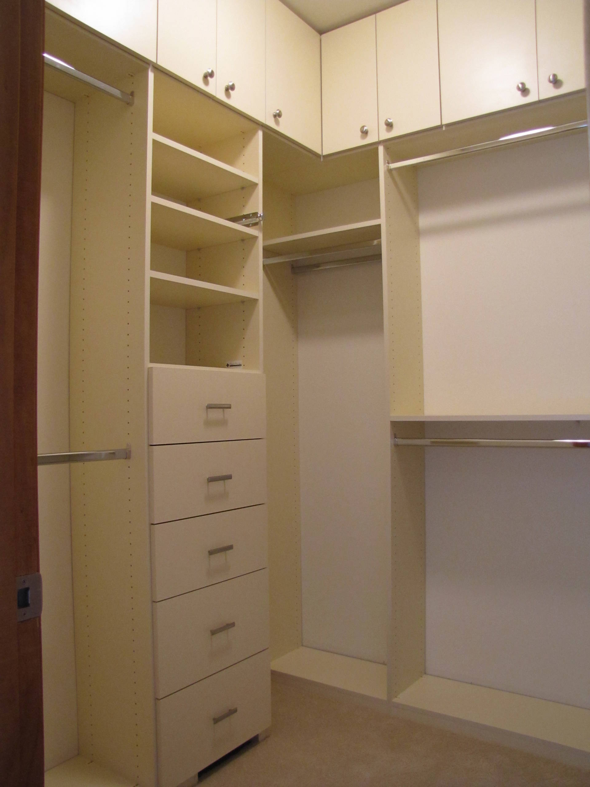 Turn A Small Room Into A Walk-in Wardrobe Wardrobe Rail, Wardrobe ...