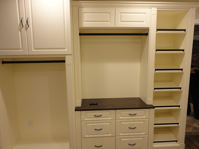 New White Walk Closet ft. Hardwood Floors and Mirrored Door - Wardrobe ...