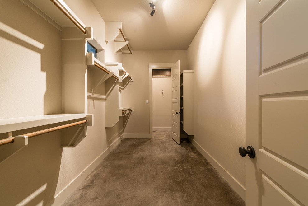 Scone - Farmhouse - Closet - Austin - by Agave Custom Homes | Houzz