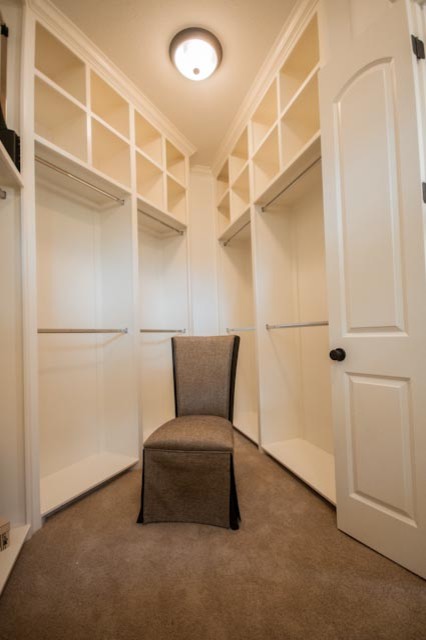 The Closet Case: Elementary closet staging techniques! - Traditional ...