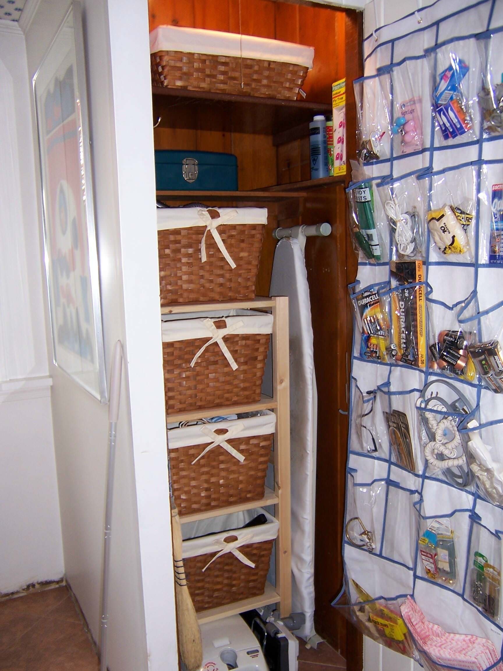 How to Tame Your Junk Drawer | Houzz IE