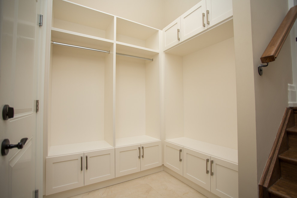 Walk-In closet - Traditional - Closet - Toronto - by Neo Kitchen | Houzz