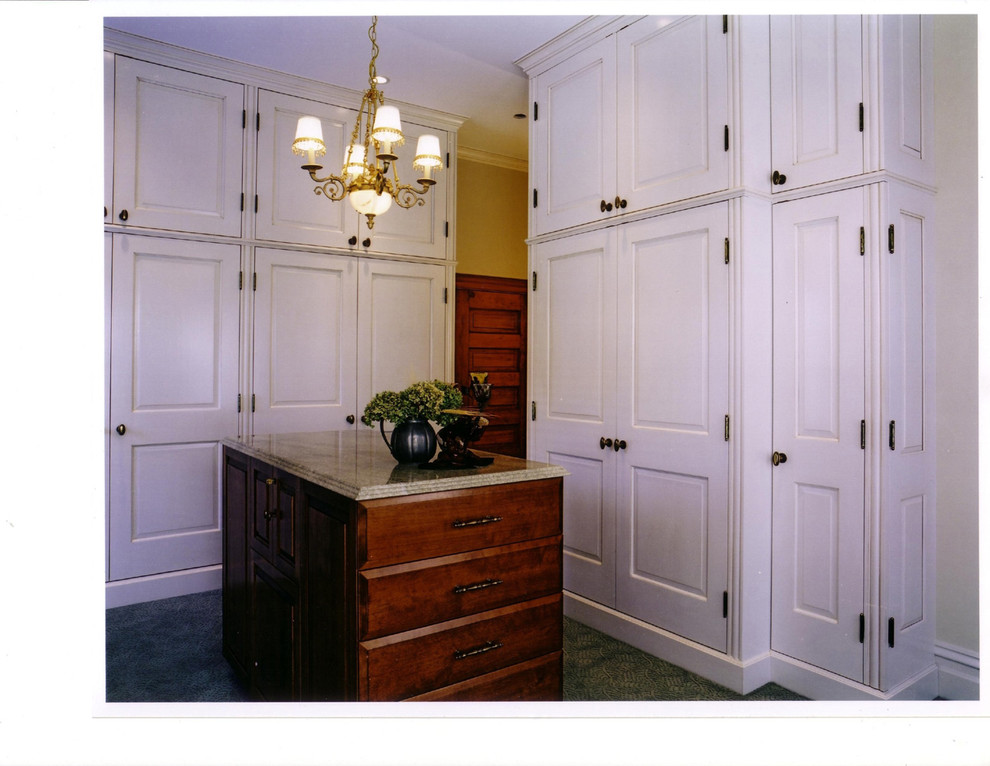 Walk-In Closets - Traditional - Closet - St Louis - by NewSpace | Houzz