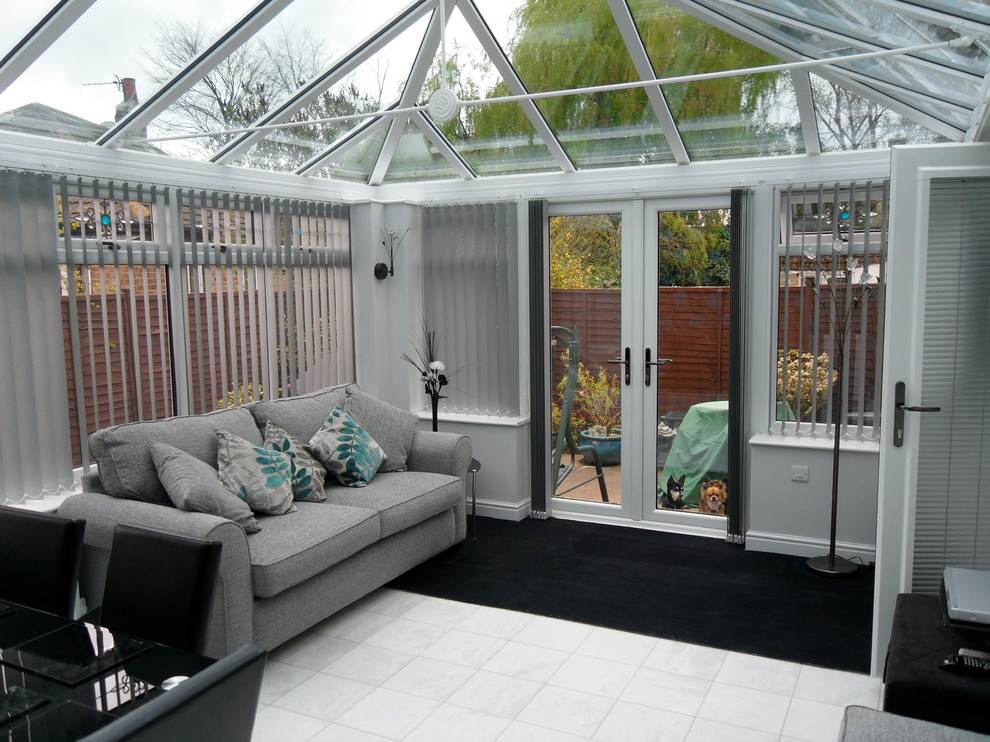 Multifunctional conservatory in Northallerton - Modern - Sunroom ...