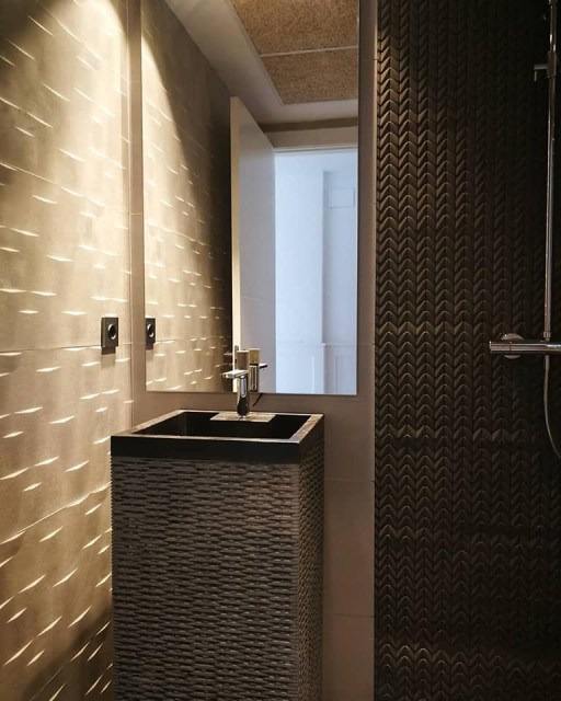 BAÑOS CON MATERIALES NATURALES - Moderno - Cuarto de baño - Otras zonas ...