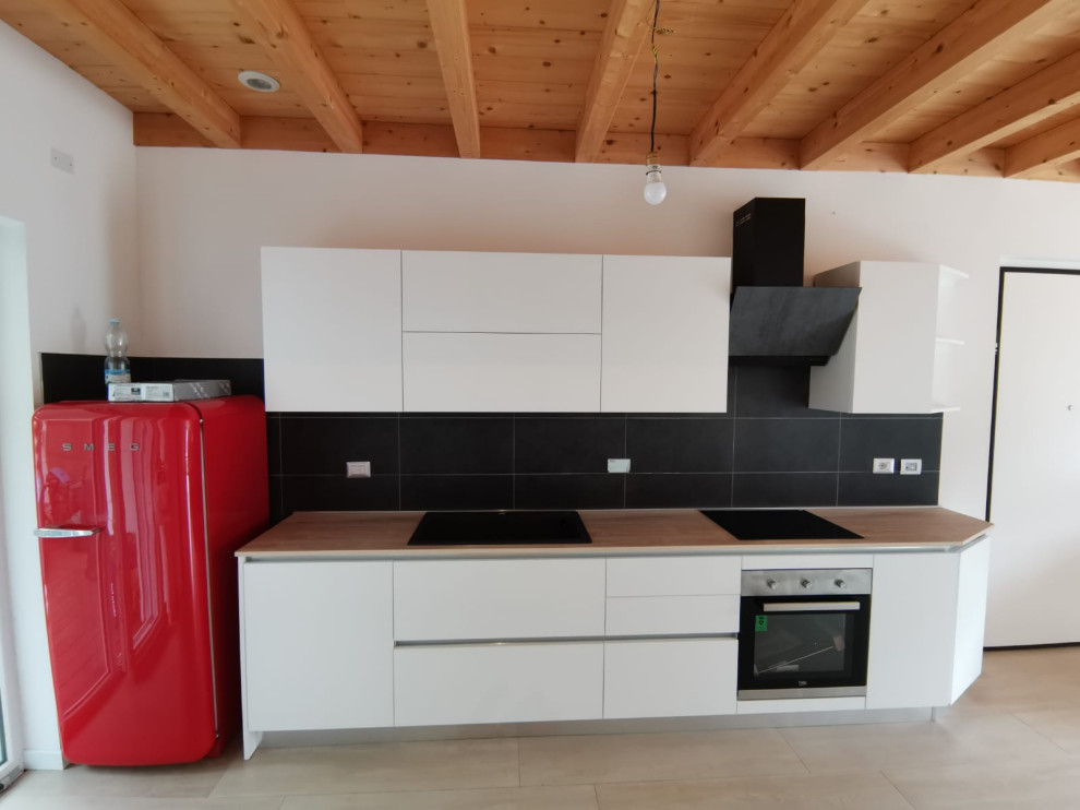 Cucina con cappa Grexia - Modern - Kitchen - Turin - by RosielloArreda ...