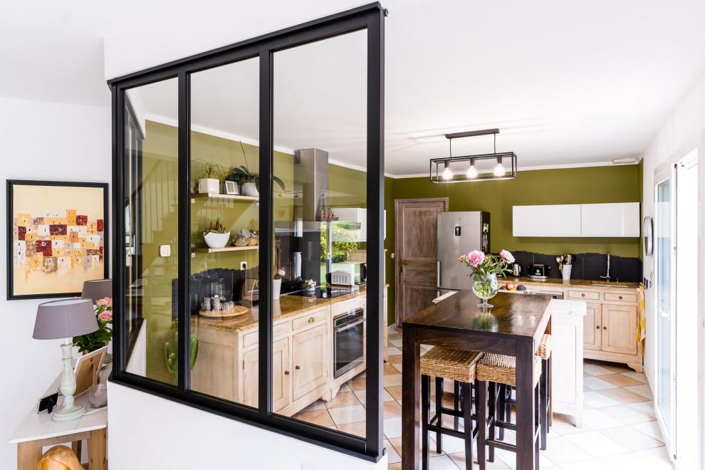 Agencement intérieur - verrières à Falaise - Transitional - Kitchen ...