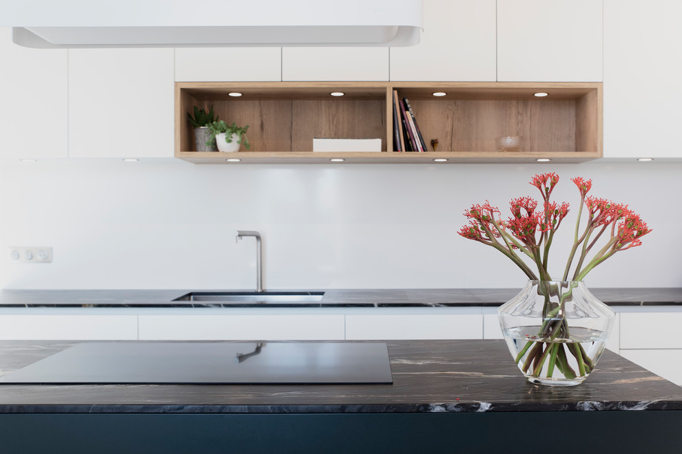 Appartement Haussmannien à Paris - Transitional - Kitchen - Paris - by ...