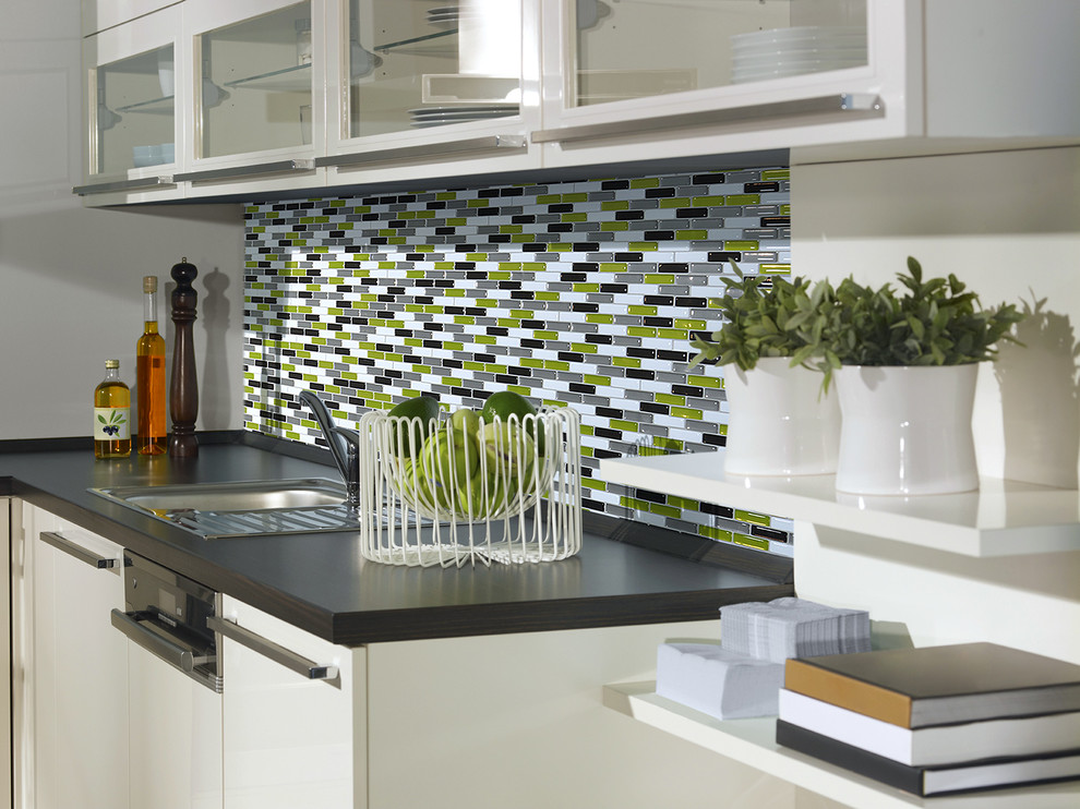 Carrelage mural Murano Verde | Smart Tiles - Modern - Kitchen ...