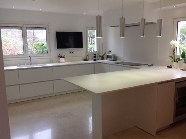 conception et réalisation cuisine alno design + plan de travail DEKTON ...