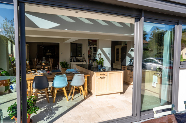 Cuisine, pièce maîtresse d'une véranda & aménagement d'un RDC de maison ...