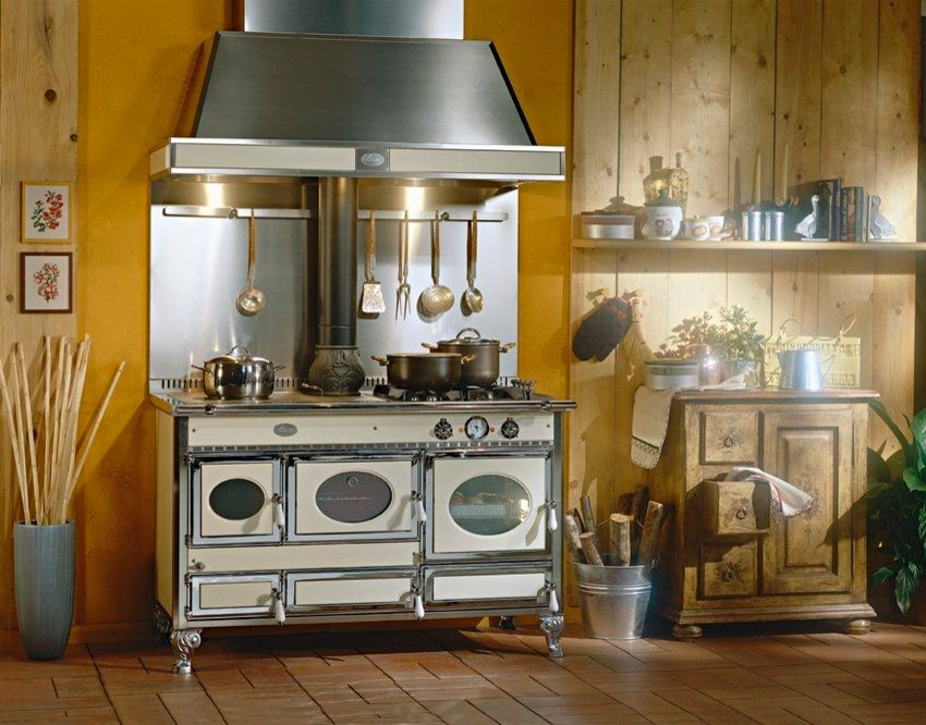 Fourneaux à bois pianos de cuisson - Farmhouse - Kitchen - Clermont ...