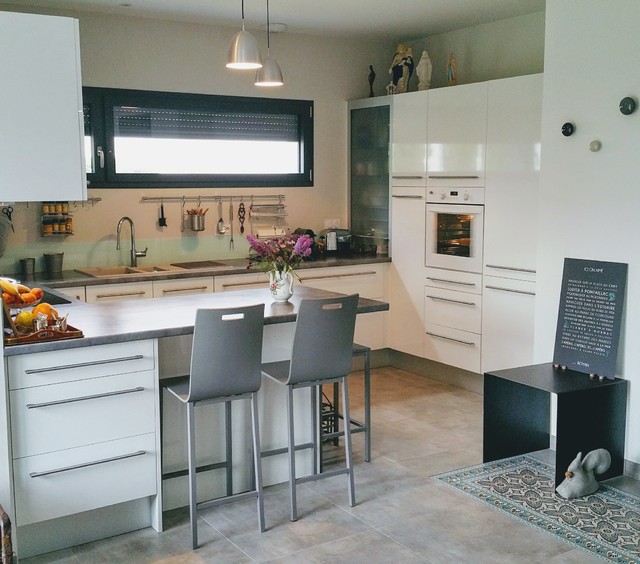 La cuisine de Marie-Christine, Vaux sur mer - Contemporain - Cuisine ...