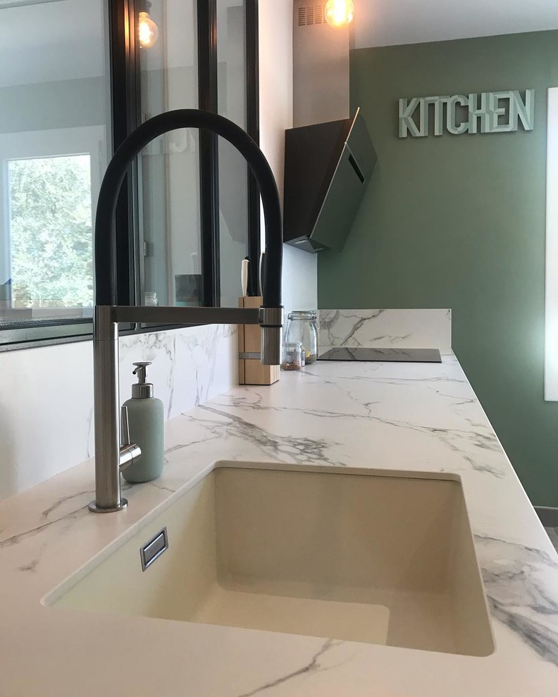 Magnifique cuisine r avec plan de travail en DEKTON AURA - Modern - Kitchen - Other - by Stone ...