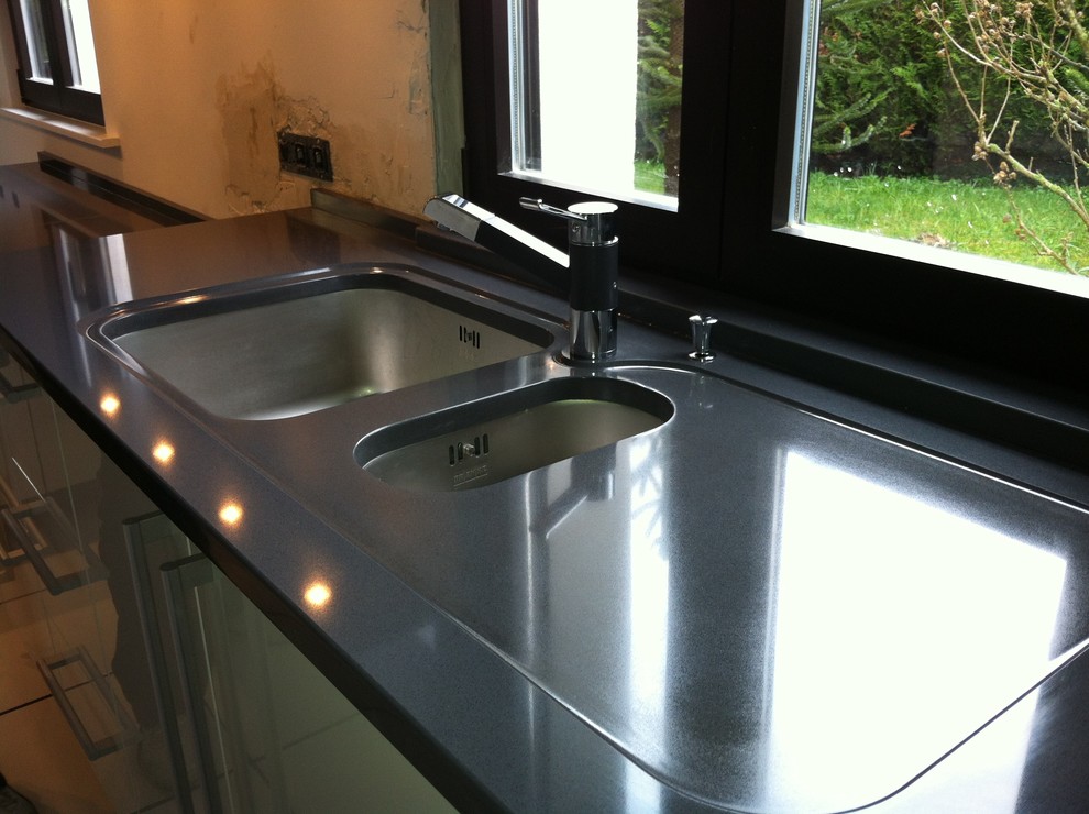 Plan de cuisine en granit - Moderne - Cuisine - Strasbourg - par ...