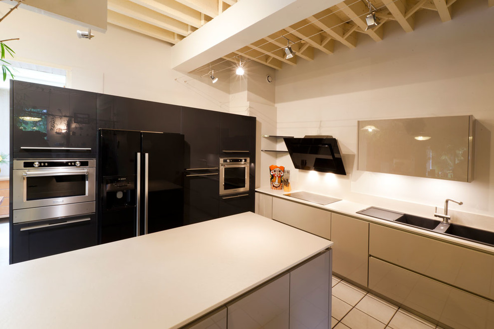 Rénovation d’une petite cuisine ouverte de 15m2 - SieMatic - Modern ...