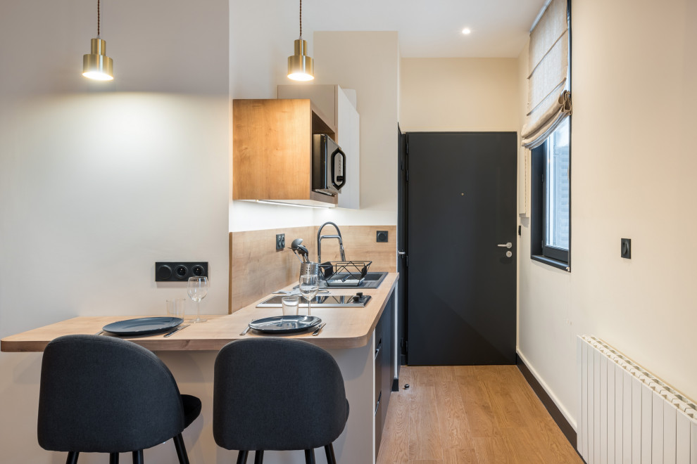 Studio rénové au coeur de la presqu'île lyonnaise - Kitchen - Lyon - by CHADOWS Design d ...