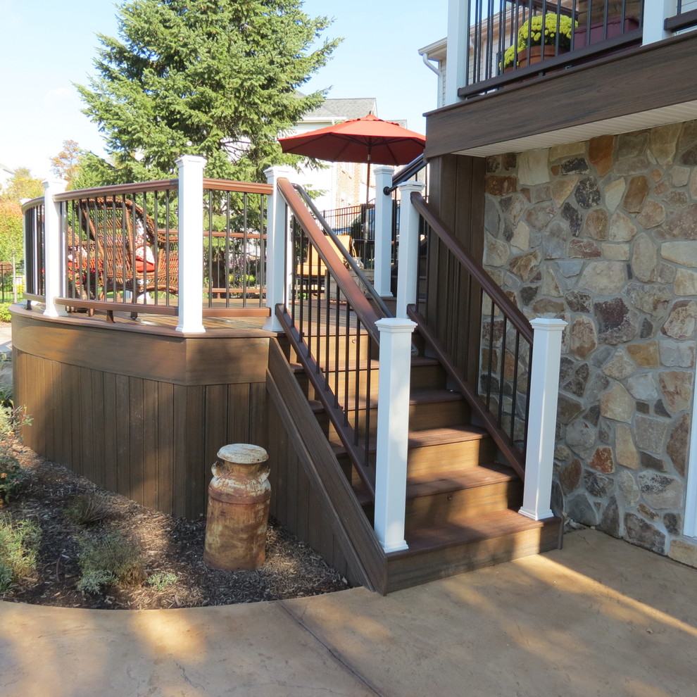 Amazing Trex Deck with White Railing - Traditional - Deck ...