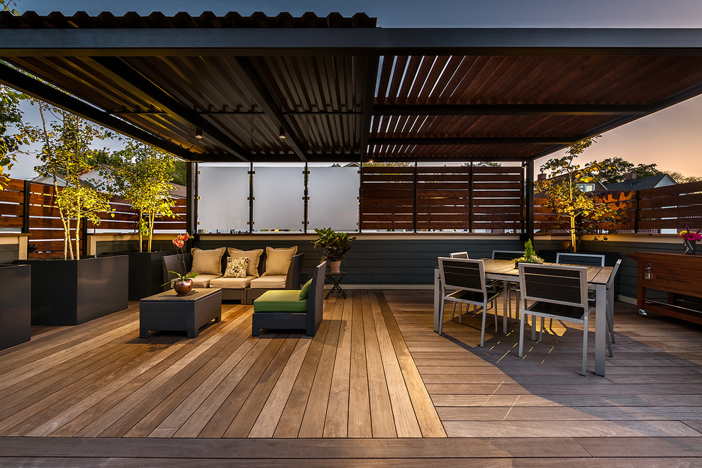 Andersonville Flexible Deck and Garage Space - Contemporary - Deck ...