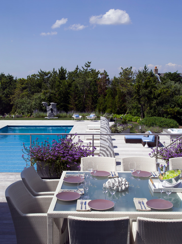 Austin Patterson Disston Architects designed beach house in Quogue, NY ...