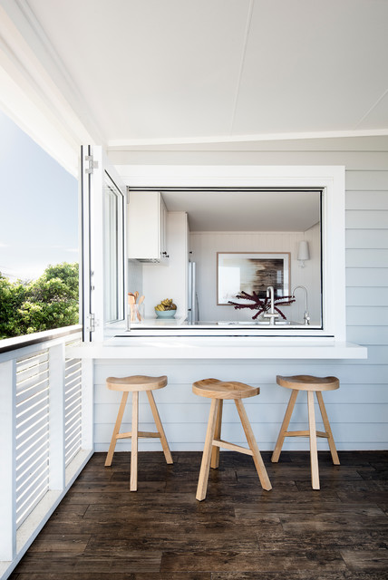Are Indoor-Outdoor Serveries Summer's Hottest Kitchen Accessory? | Houzz NZ