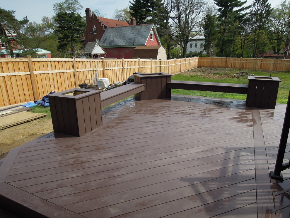 Azek PVC 2-Tiered Deck, w/Benches & Planterns Western Hills OH area ...