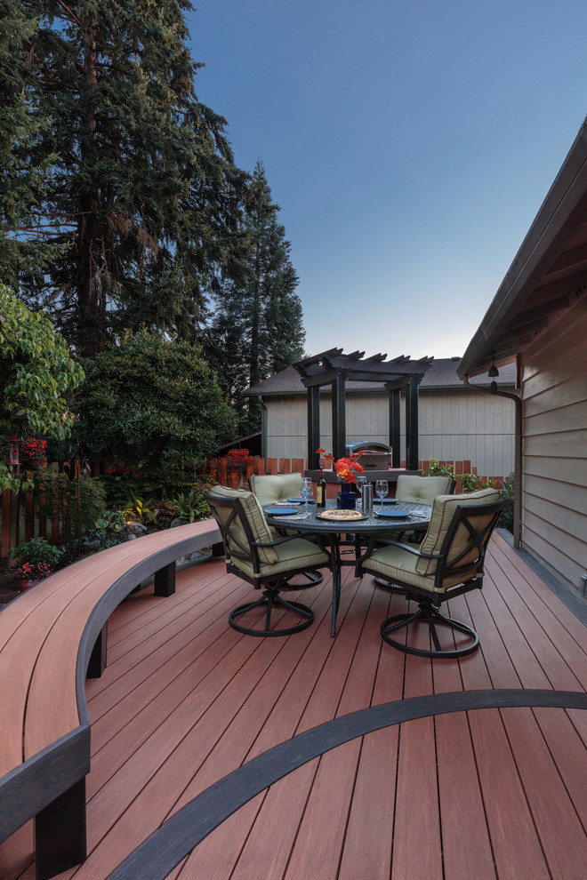 AZEK Vintage Collection Curved Decking in Cypress - Traditional - Deck ...