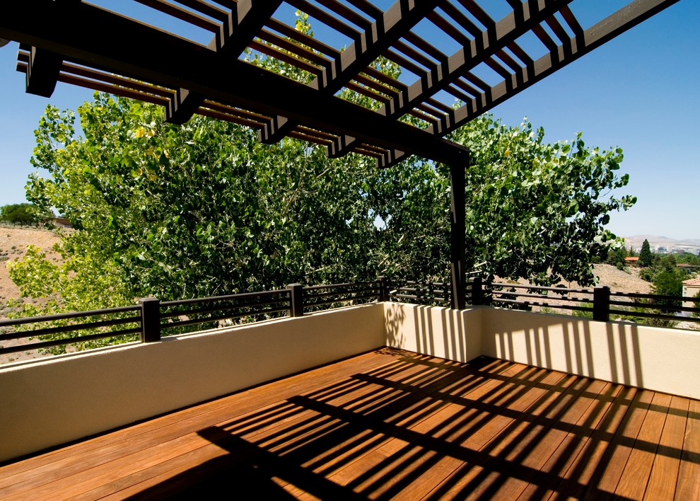 Back Deck - Modern - Deck - Other - by Neil Adams Construction Inc. | Houzz