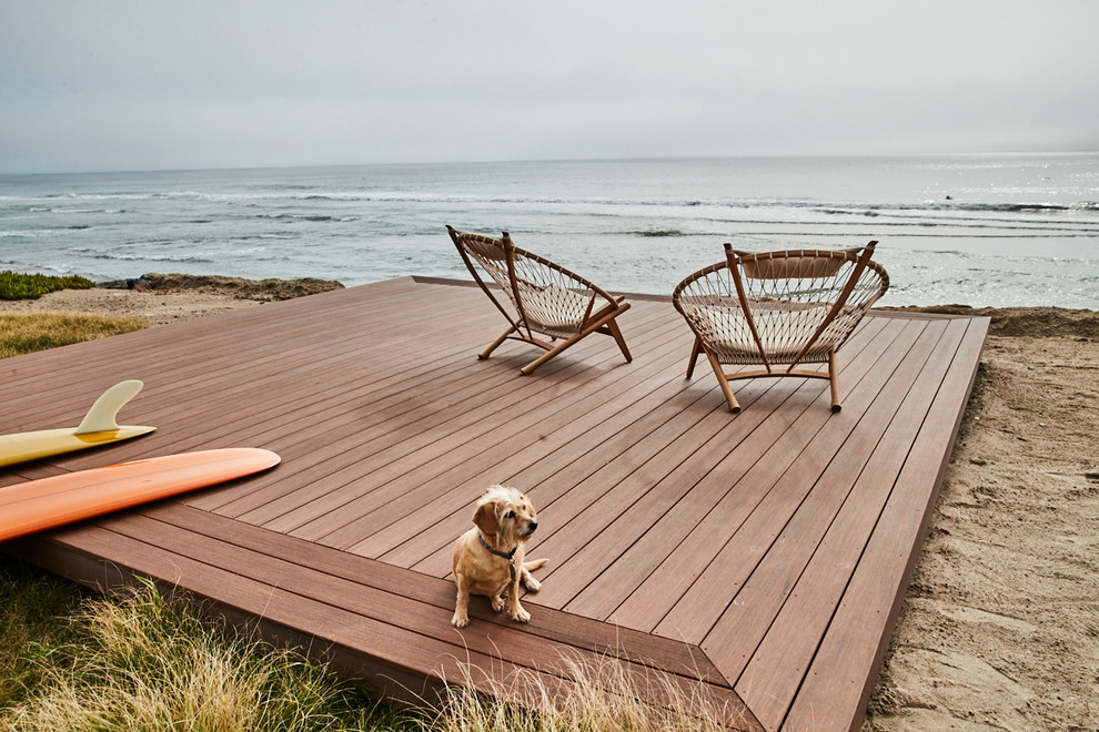 Beach house deck - Malibu CA - Beach Style - Deck - Los Angeles - by LA ...