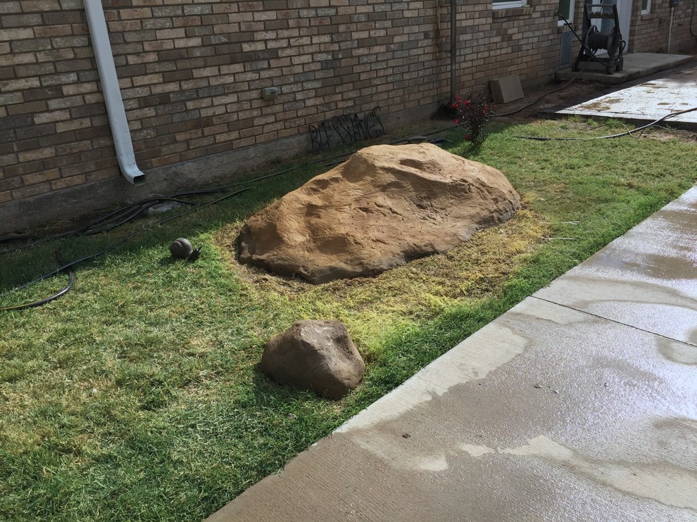 Boulders and Rocks - Contemporary - Landscape - Dallas - by Abilene ...