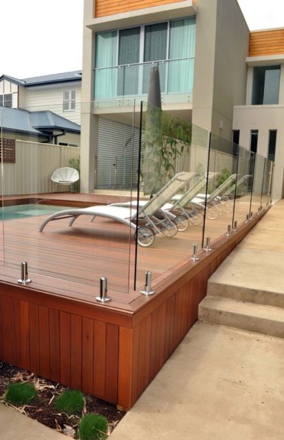 Brisbane Pool Deck Glass Balustrade Stainless Steel Spiggots - Modern ...