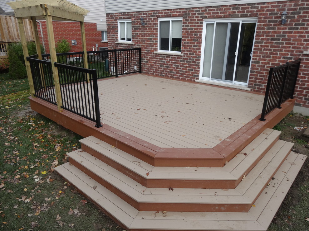 Brookmead PVC Deck With Pergola - Contemporary - Deck - Toronto - by ...