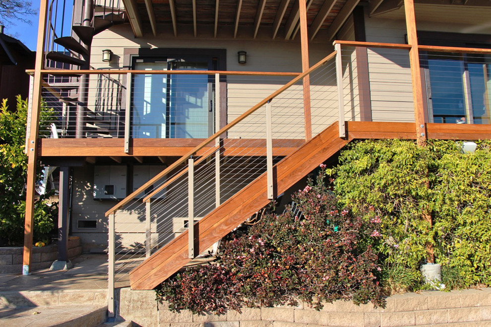 Cable Railing w/ Clay Aluminum Posts for Two-Story Deck System in ...