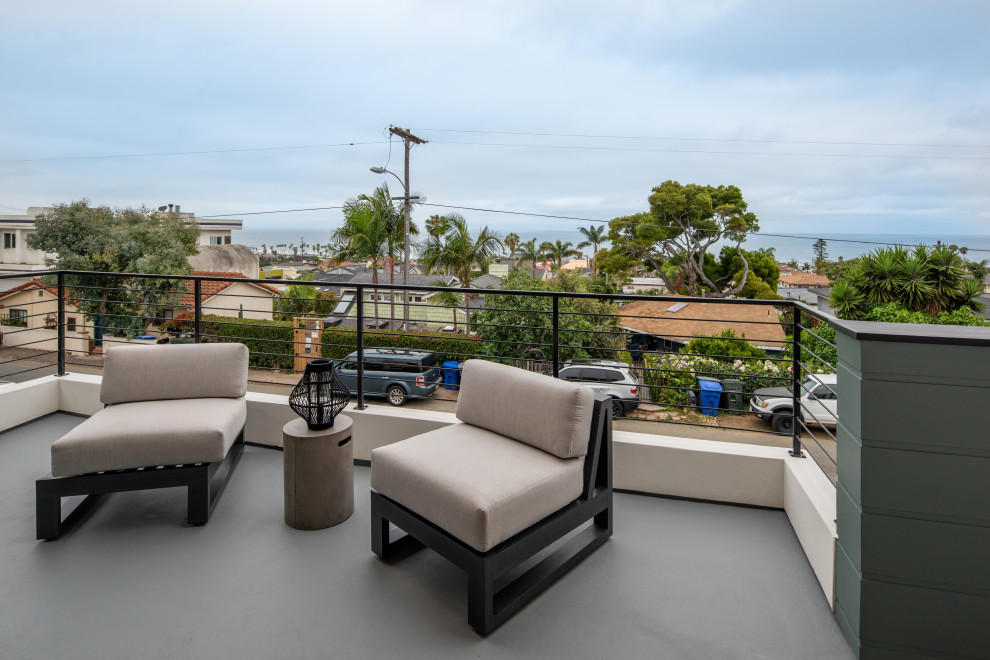 Cardiff Montgomery Modern - Modern - Deck - San Diego - by DZN Partners ...