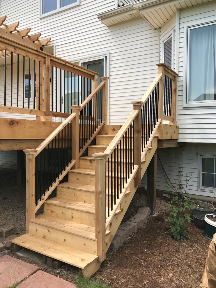 Cedar deck with Pergola - Traditional - Deck - Chicago - by J & M ...