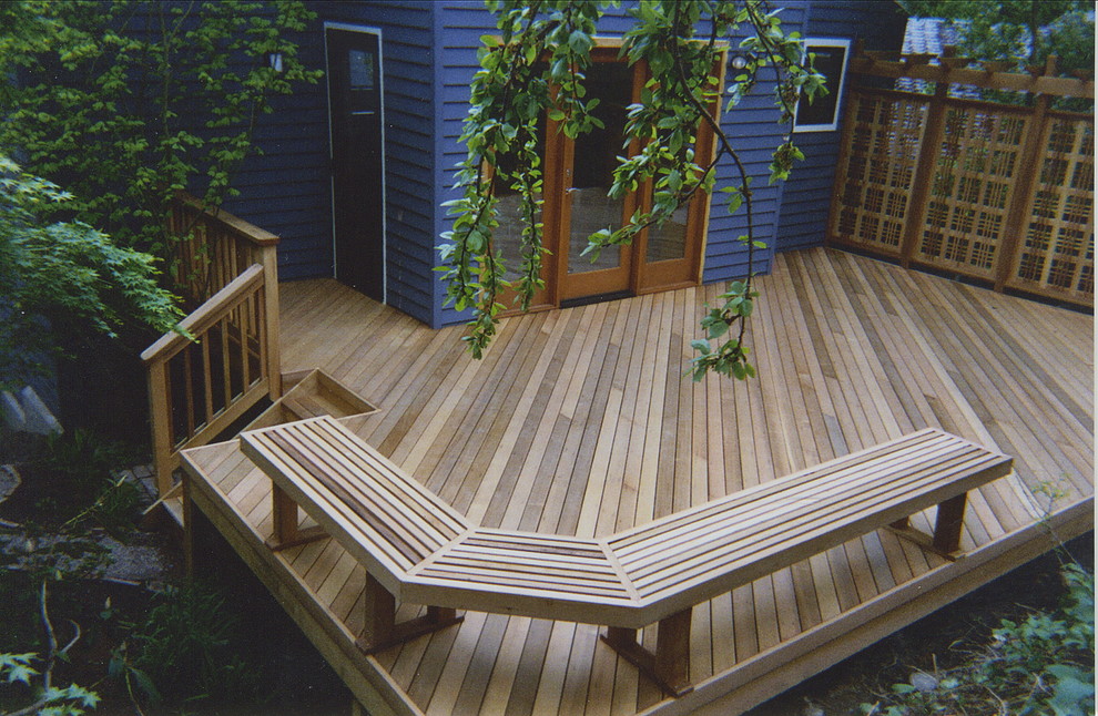 Clear vertical grain cedar deck, custom - Traditional - Terrace ...